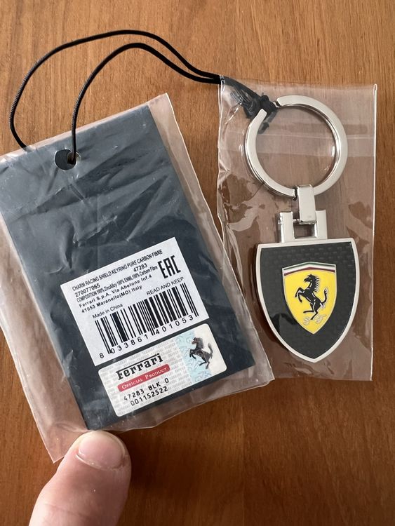 Ferrari Keyring / Schlüsselanhänger - Racing Shield (Neu und ...