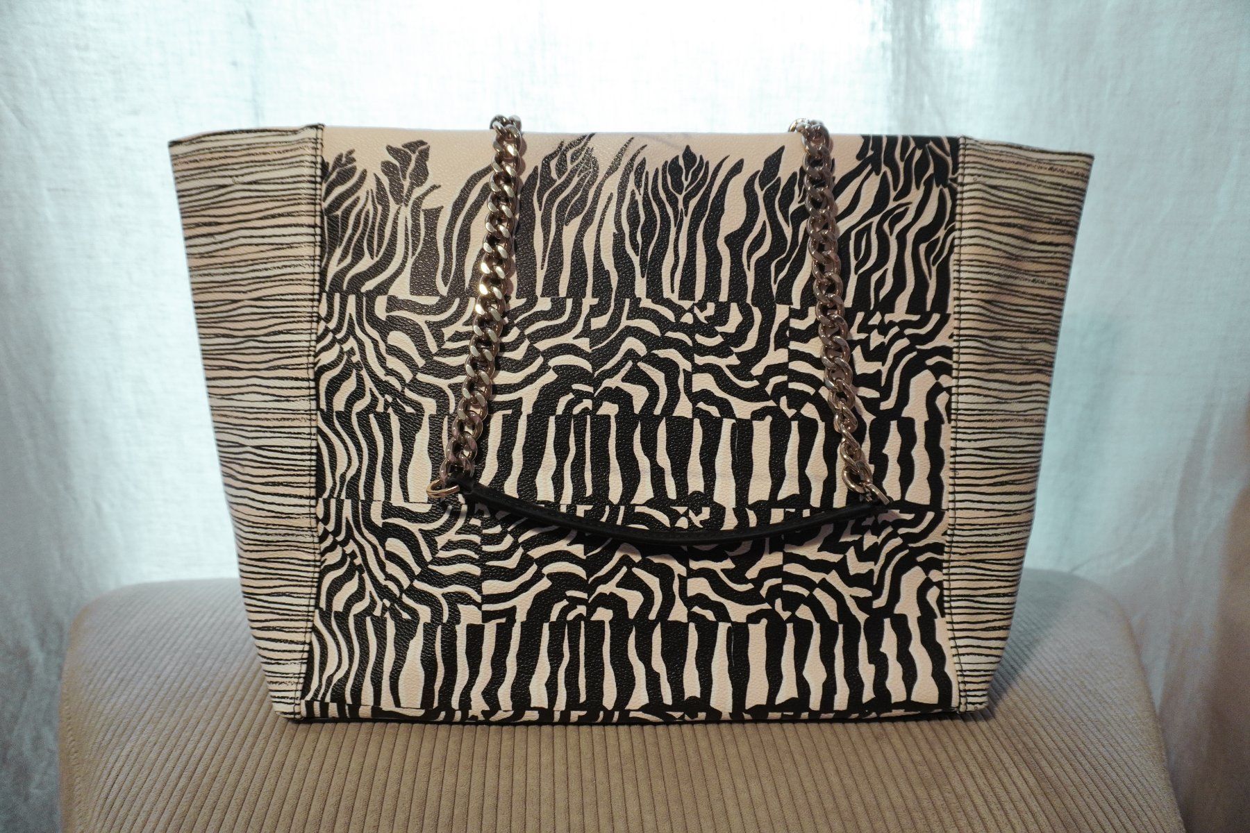 Cavalli Class Handtasche, Zebra Muster, top Zustand! (Gebraucht) in ...