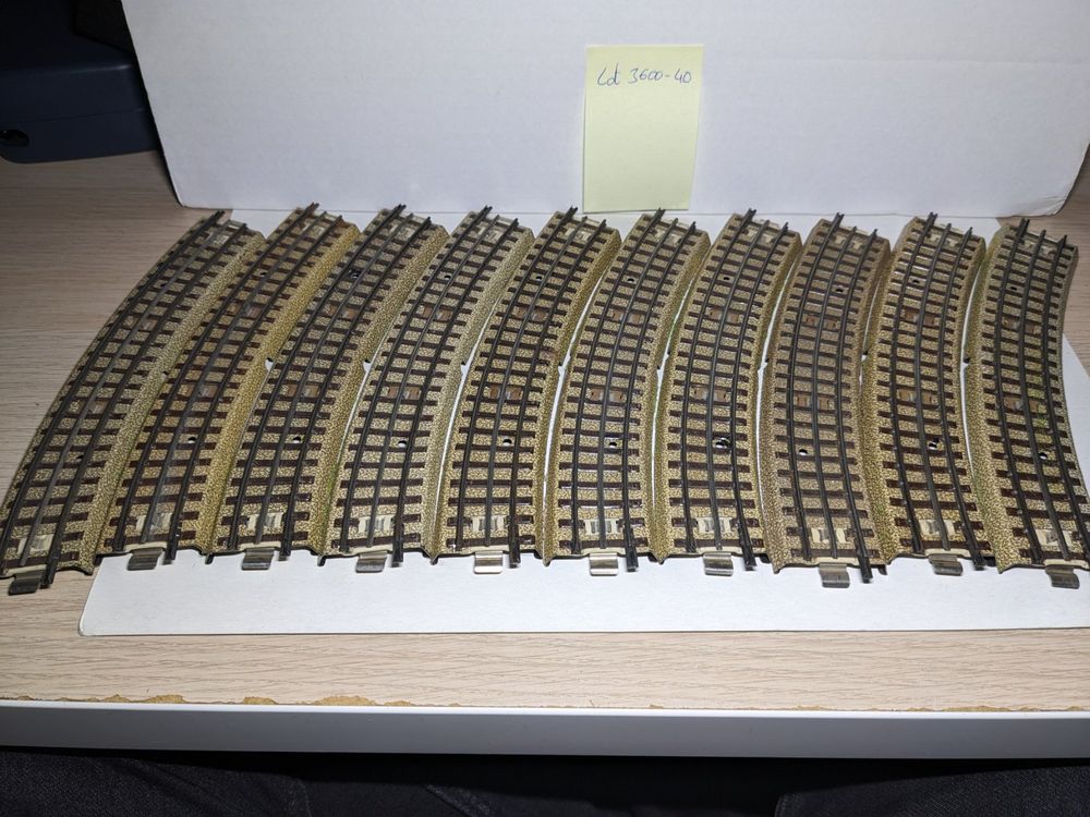 Märklin M-Gleis 10x 3600 A 1/1 Gebogenes (Gebraucht) in Gland für CHF 5 – mit Lieferung auf ...