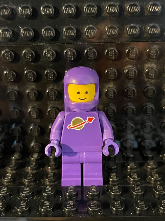 Original Lego Space Classic Purple Astronaut Lila (Neu (gemäss ...