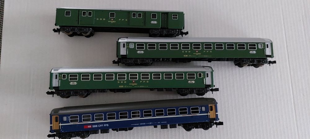 Minitrix SBB 3 Personenwagen + 1 Gep. Wagen | Kaufen auf Ricardo
