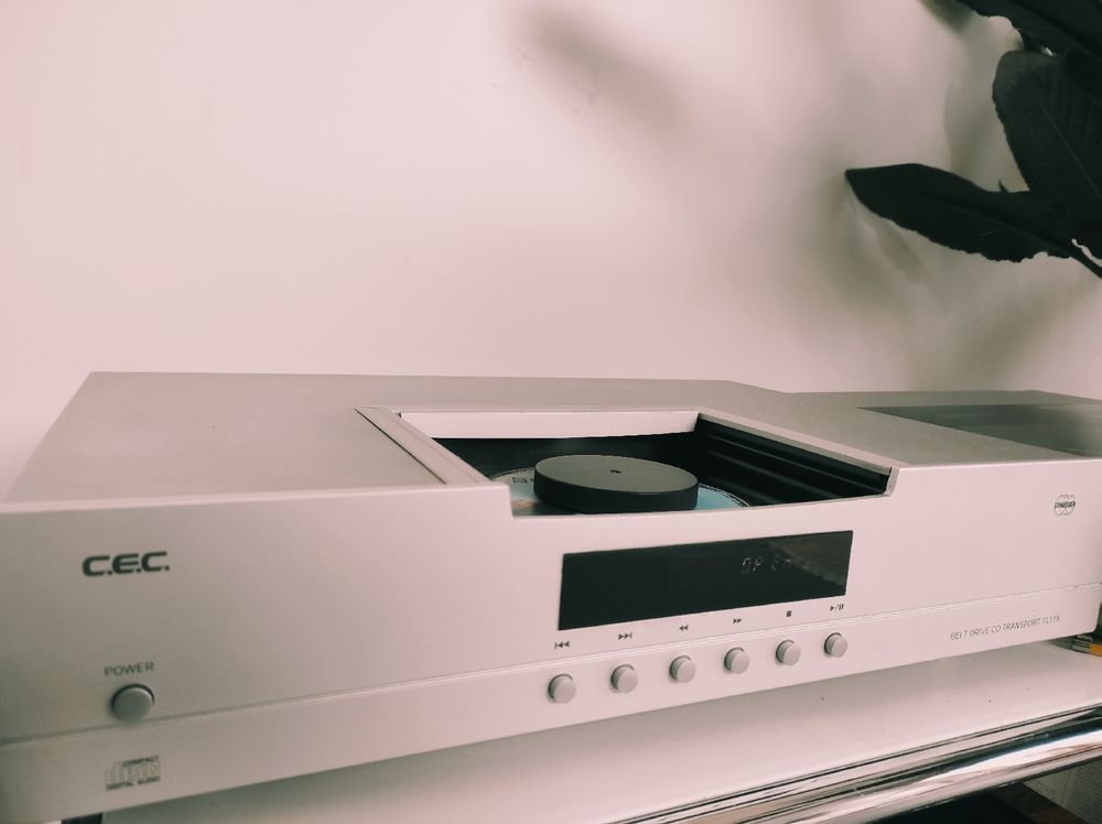 CEC CD transport TL51x (Gebraucht) in lausanne für CHF 579.5 – mit Lieferung auf Ricardo kaufen