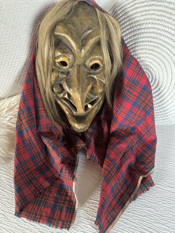 Original Flumser Holzmaske von Niggi Stoop (Gebraucht) in Mels für CHF ...