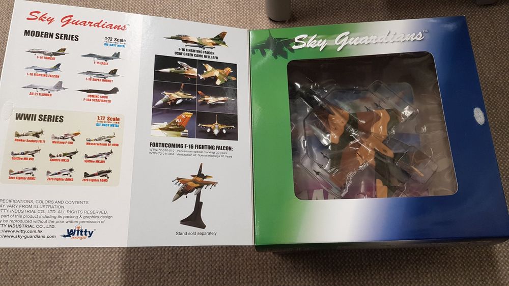 Witty Wings F-16 Fighting Falcon USAF Nellis AFB, 1:72 (Neu und ...
