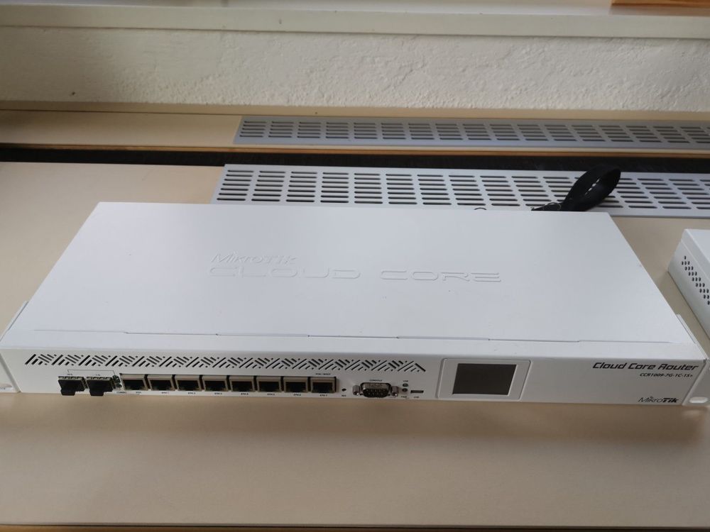 MikroTik Cloud Core CCR1009-7G-1C-1S+ (Gebraucht) in Zürich für CHF 185 ...