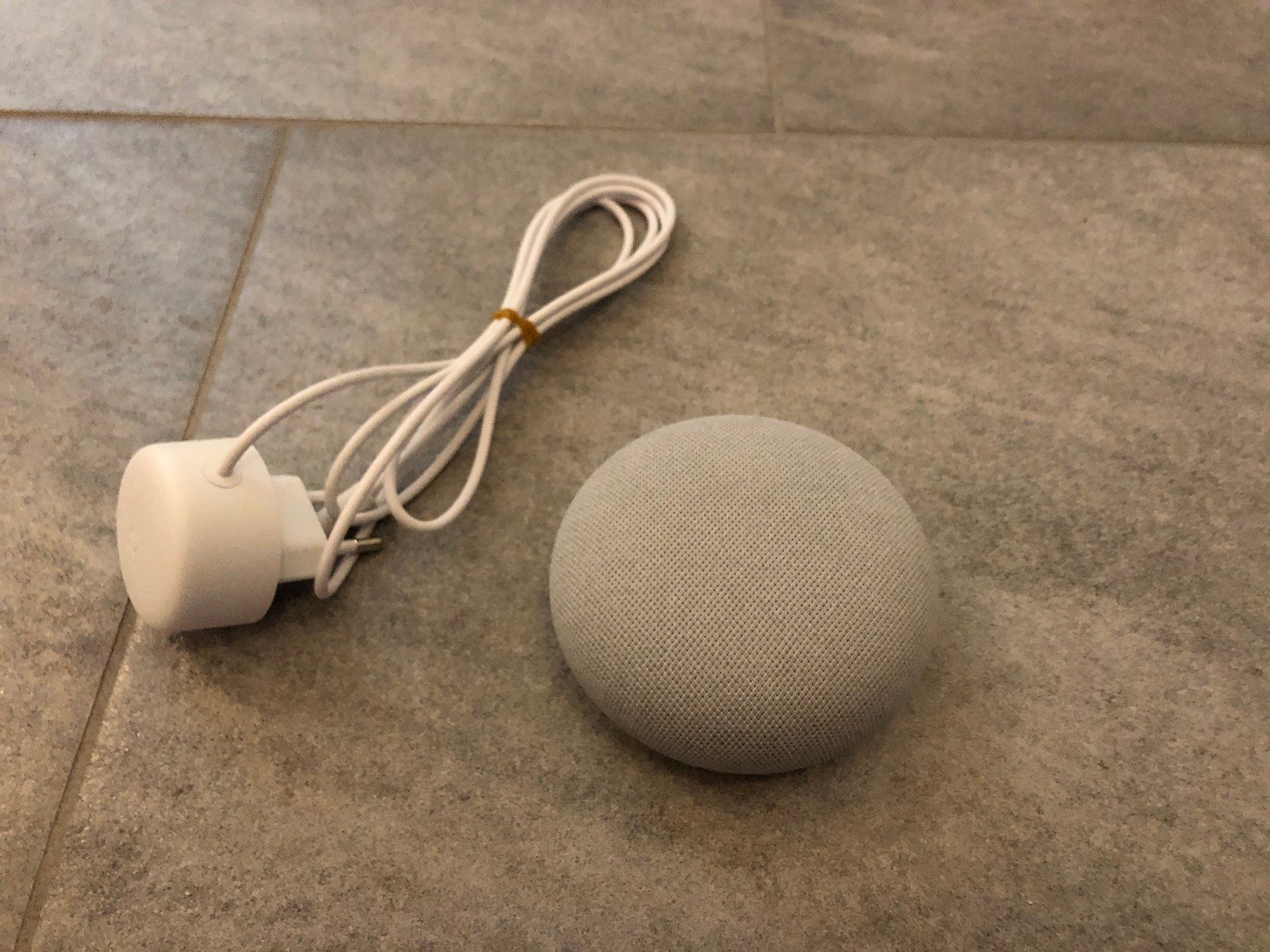 TOP Google Nest Mini 2, OVP, Audio Streaming, Smart Speaker (Neu ...