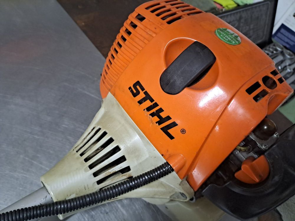 Stihl Rasentrimmer FS100R (Gebraucht) in Bilten für CHF 299 – nur ...