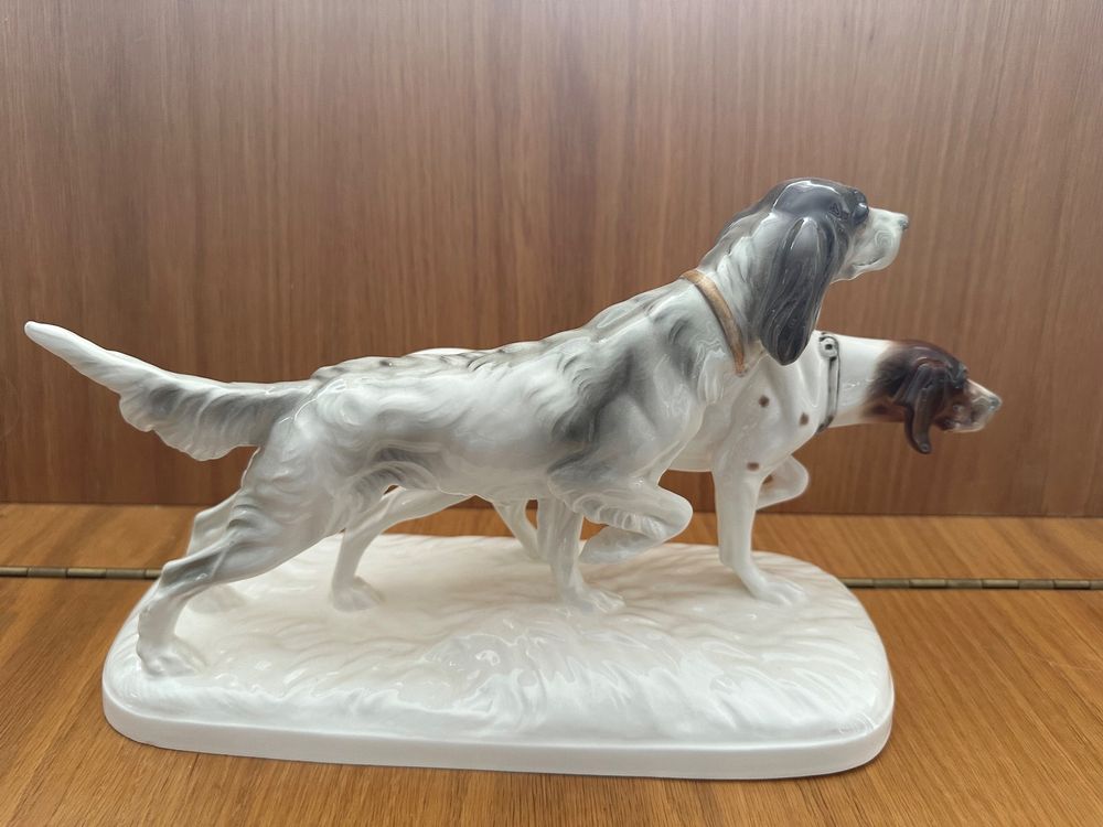 Porzellan Zwei Jagdhunde (Gebraucht) in Adligenswil für CHF 105 – mit ...