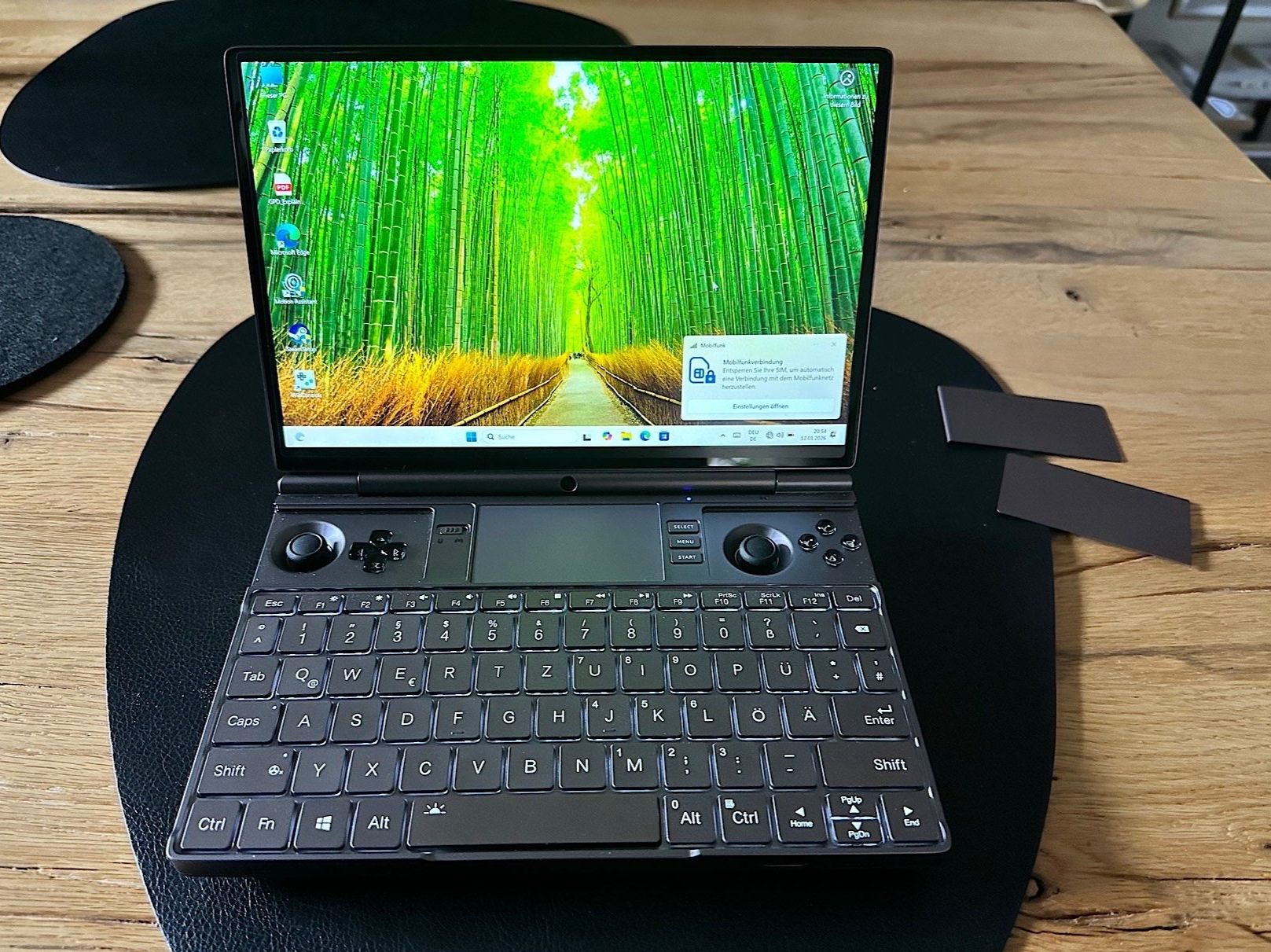 GPD Win Max 2 Ultra Mobile Gaming PC,64GB, 2TB,10,1",DE,LTE (Gebraucht ...