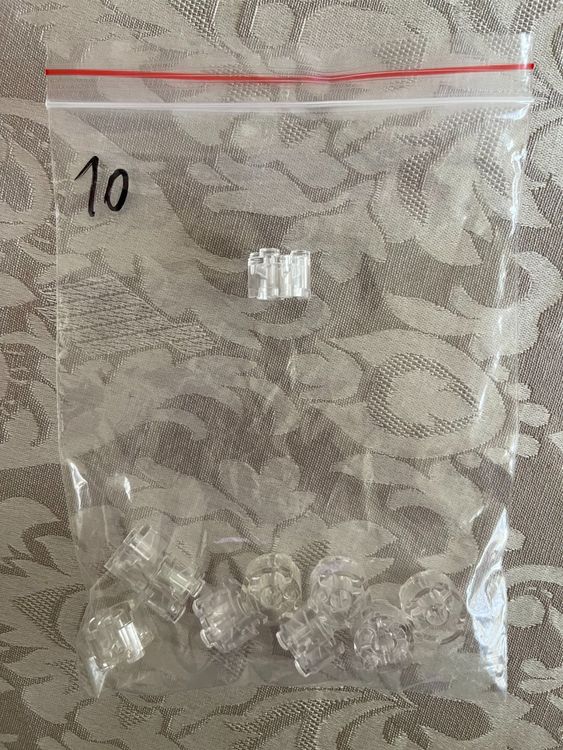 Lego 10 x Brick, Round 2 x 2 with Axle Hole - Part. 3941 (Gebraucht) in ...