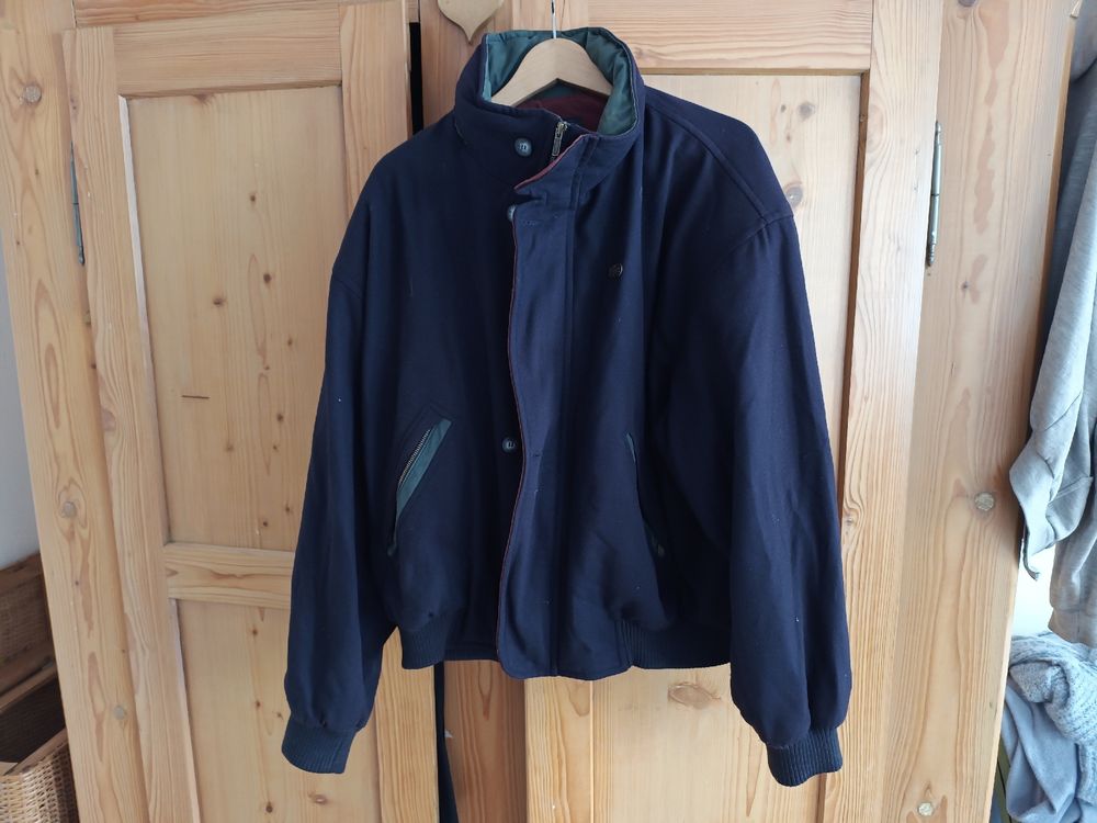 Lacoste Wolljacke (Gebraucht) in Bern für CHF 39 – mit Lieferung auf Ricardo kaufen