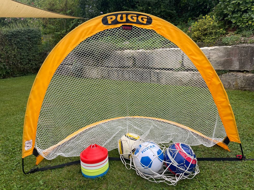 Fussballtor PUGG mit Bällen & Hütchen (Gebraucht) in Hochfelden für CHF ...