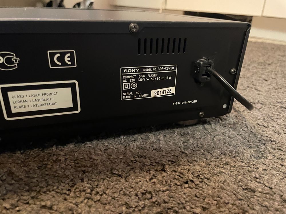 Sony CPD XB720 CD Spieler mit opt. Out (Gebraucht) in Embrach für CHF ...