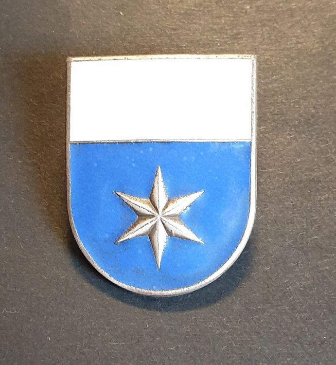"SECURITAS" Uniform-emblem (D'occasion) à Bern pour CHF 8 – avec ...