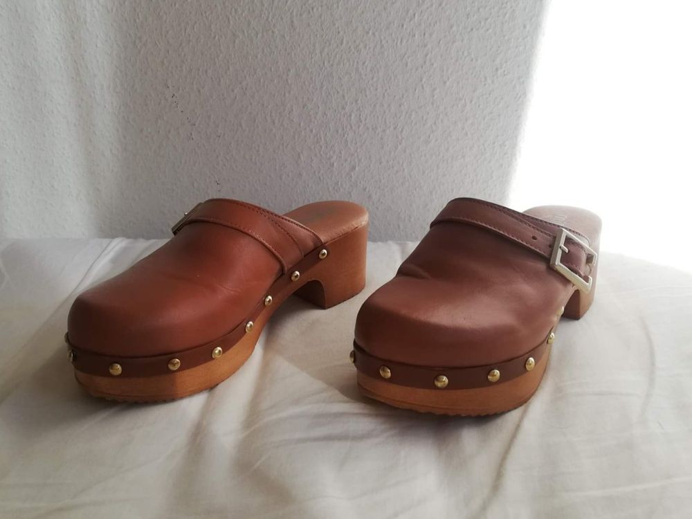 Leather clogs sabots cuir (Gebraucht) in Genève für CHF 16 – mit ...
