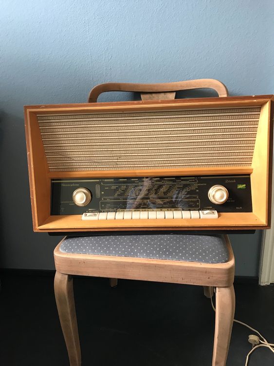 Radio aus den 60er Jahre | Kaufen auf Ricardo Radio aus den 60er Jahre | Kaufen auf Ricardo