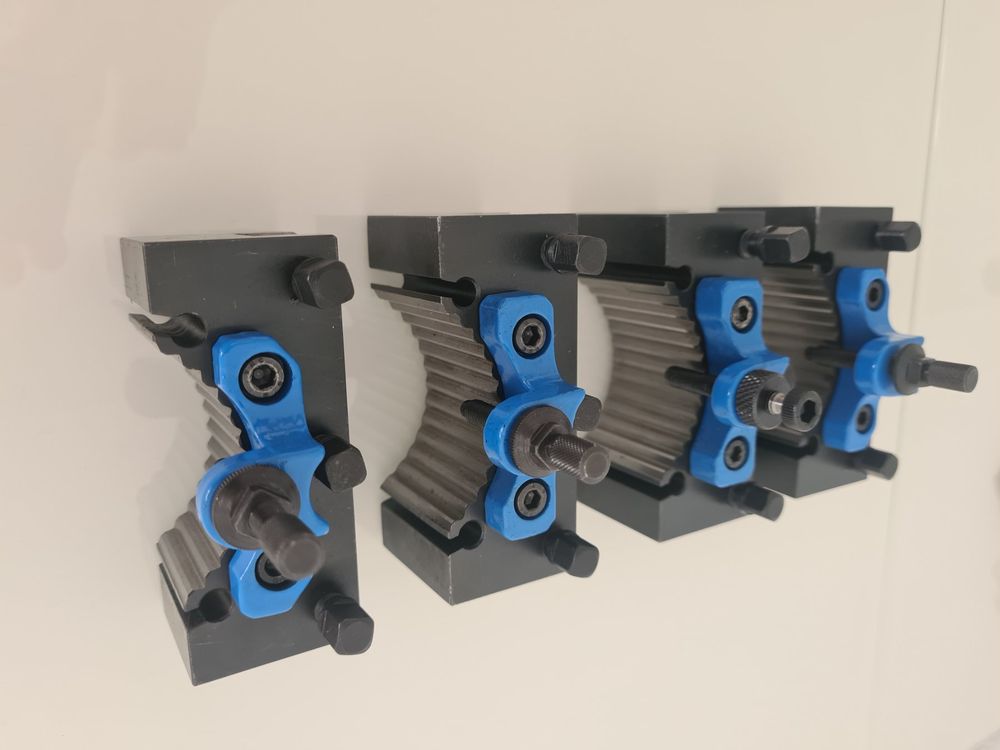 4 Stk Multifix A Halter (Gebraucht) in Ramiswil für CHF 170 – mit ...