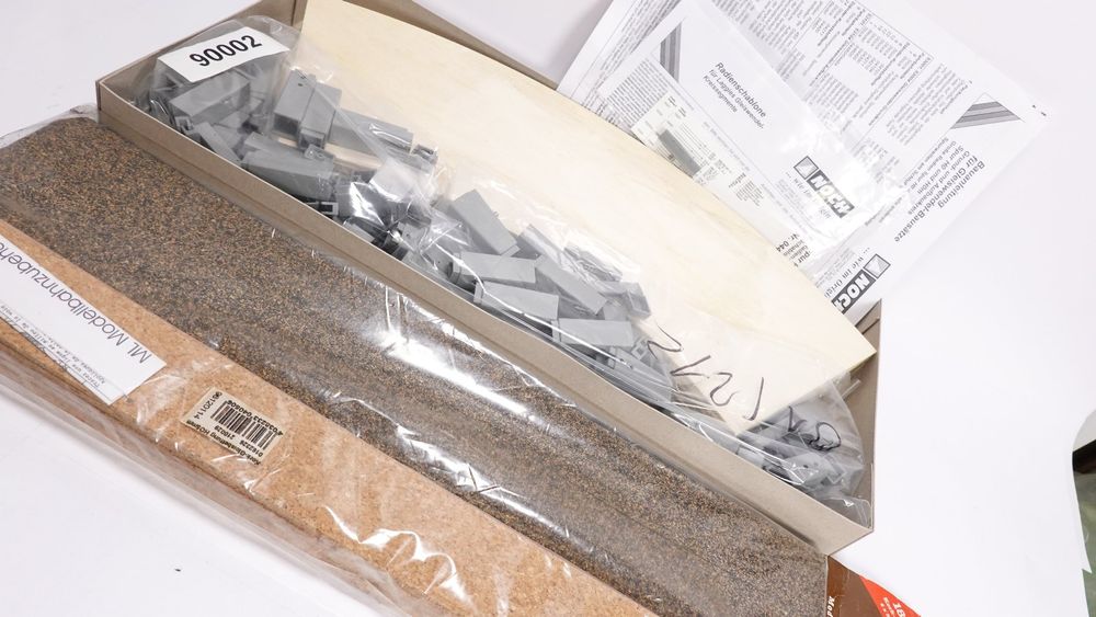 e29 Spur HO Laggies 53004 Grundpackung / Korkgleisbett Set (Gebraucht ...