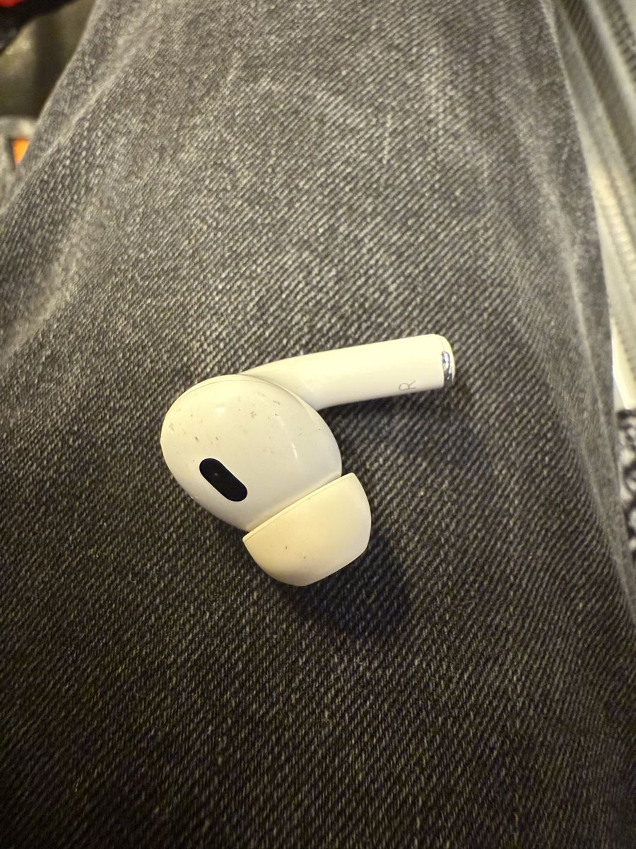 Apple AirPods Pro (2. Generation) - Rechter Kopfhörer A3047 (Gebraucht ...