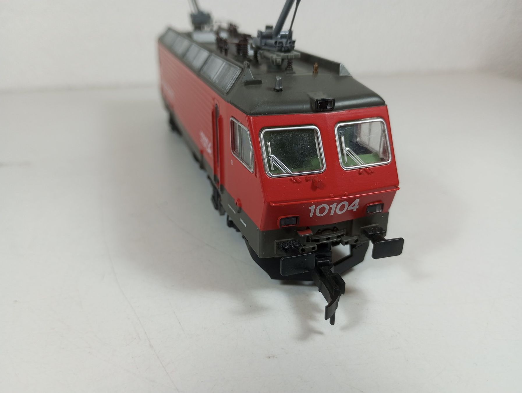 ROCO: 14178 B, Lokomotive Re 4/4 IV SBB CFF (Gebraucht) in Fontaines NE ...