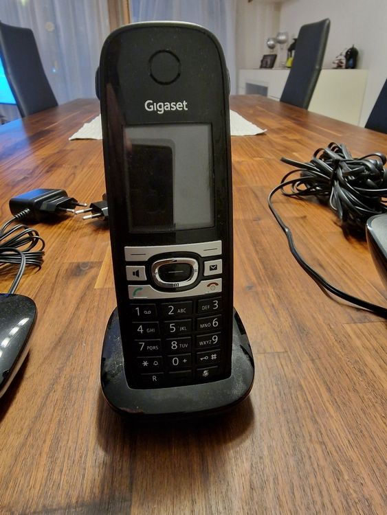 Gigaset Hauptstation mit 3 zusätzlichen Stationen (Gebraucht) in für ...