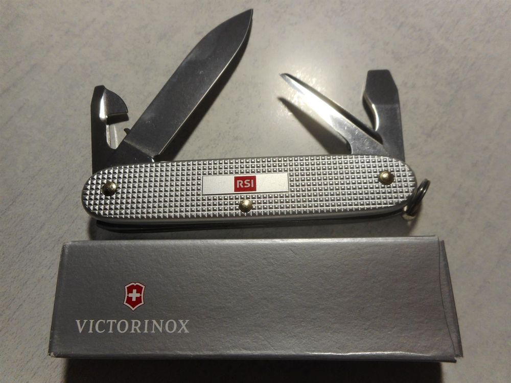 Victorinox Alox Pioneer RSI (Neu und originalverpackt) in Rotkreuz für ...