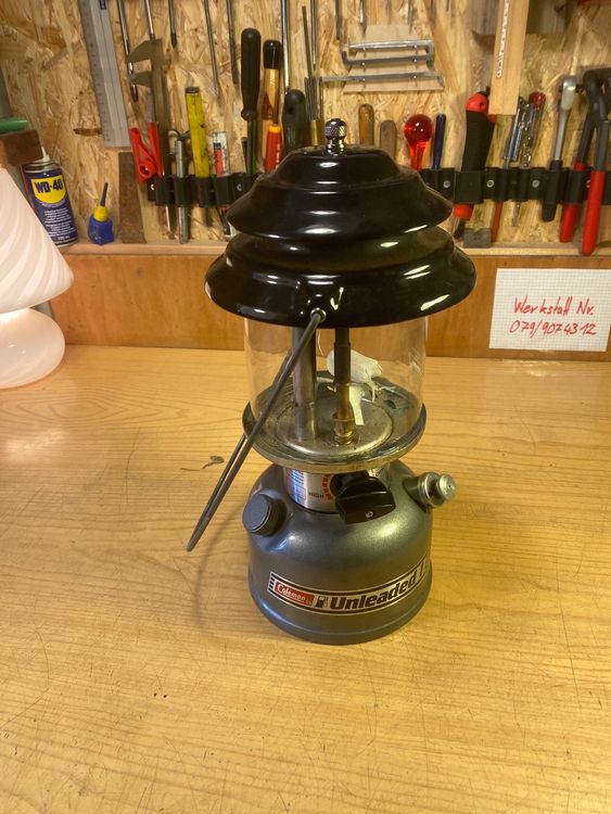 Benzin Lampe Coleman Premium Dual Fuel Laterne mit Koffer (Gebraucht ...
