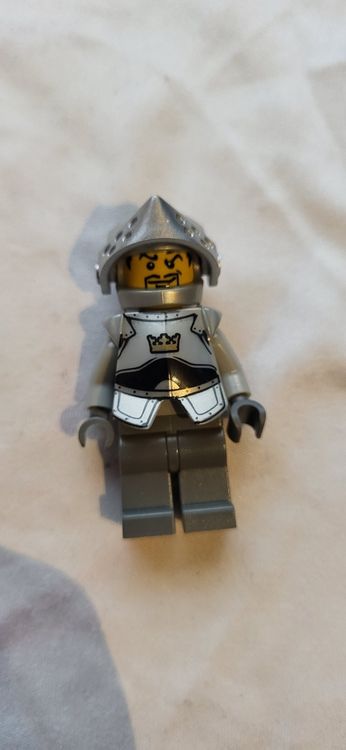 Lego Fantasy Era - Ritter mit Brustplatte und Helm (Gebraucht) in Wängi ...