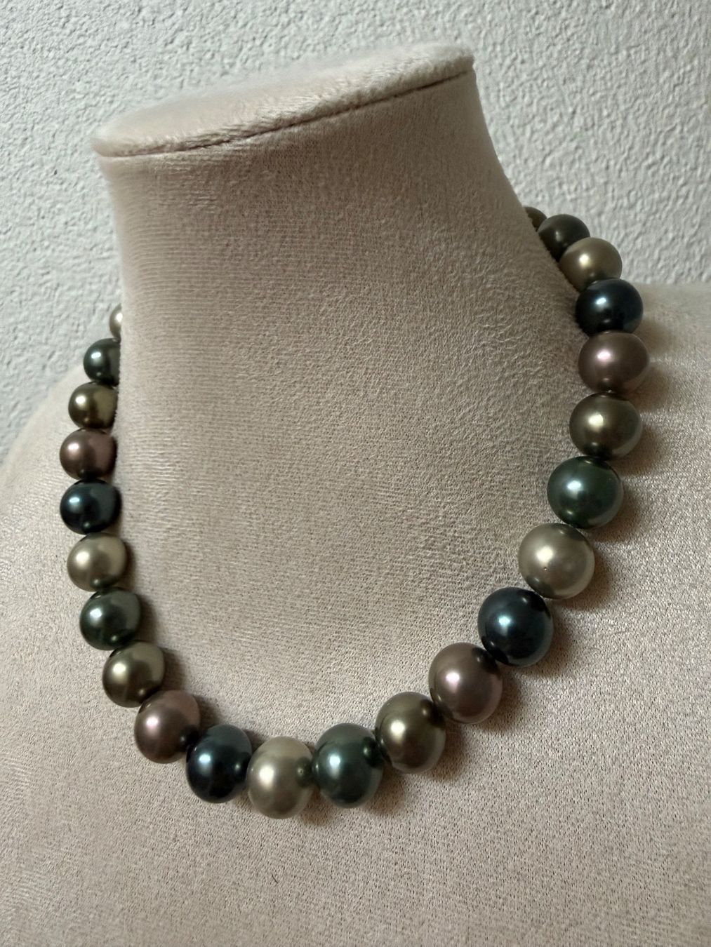 Majorca Perlen Kette mit Silber Verschluss 925 (Gebraucht) in Spiegel b ...