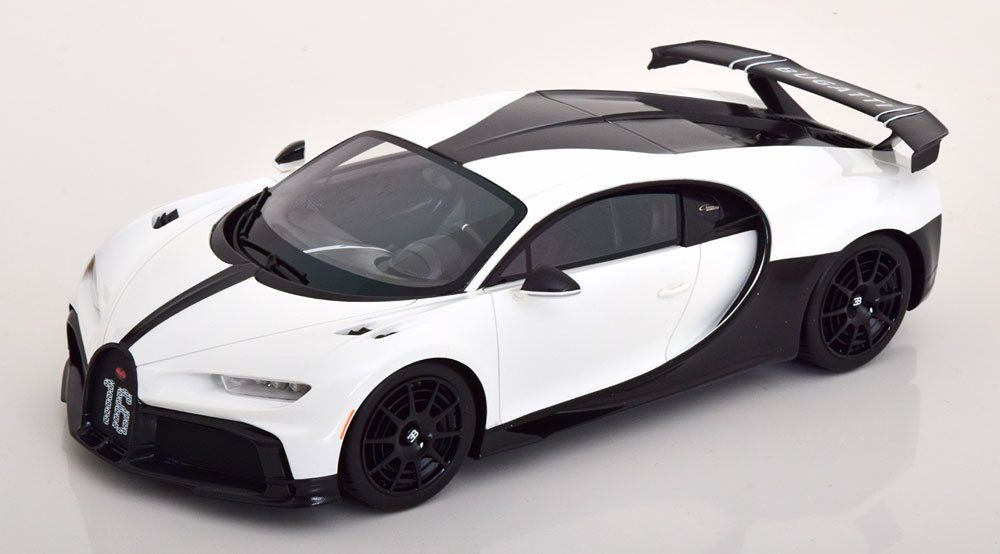 Bugatti Chiron Weiss