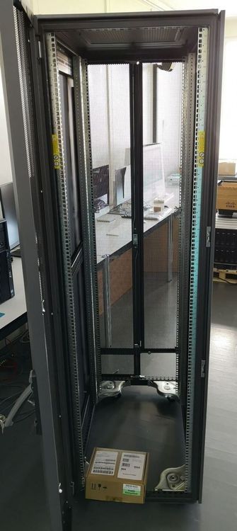 HP 42U Server-Rack 10642 G2 (Gebraucht) in Steg im Tösstal für CHF 295 ...