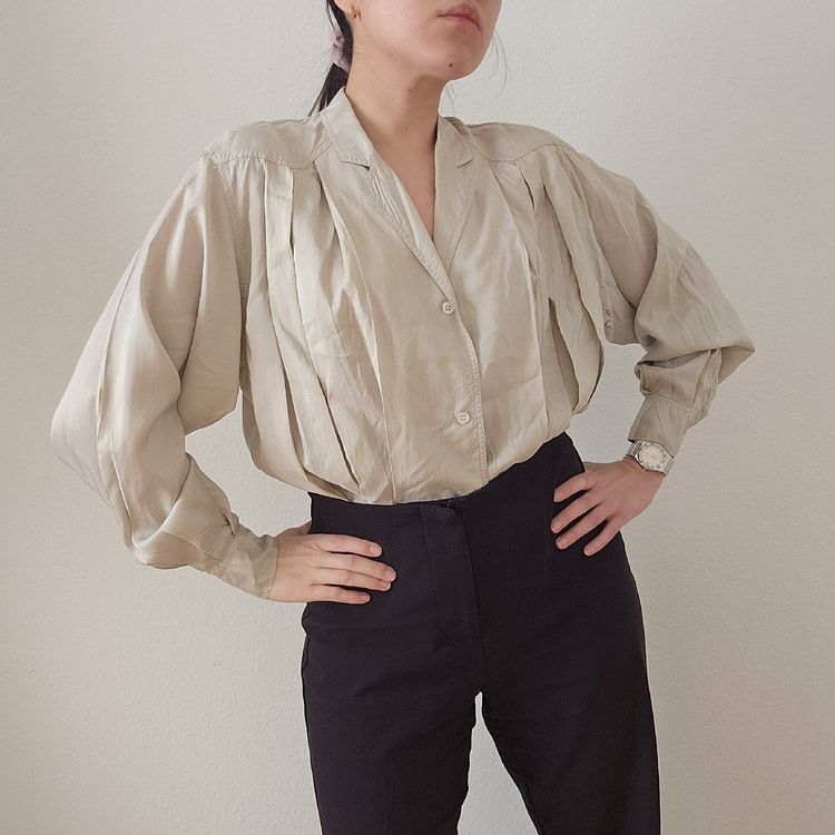 Vintage MaxMara 100% Seide Bluse | Seidenbluse Gr. 38 greige (Gebraucht) in Zürich für CHF 29 ...