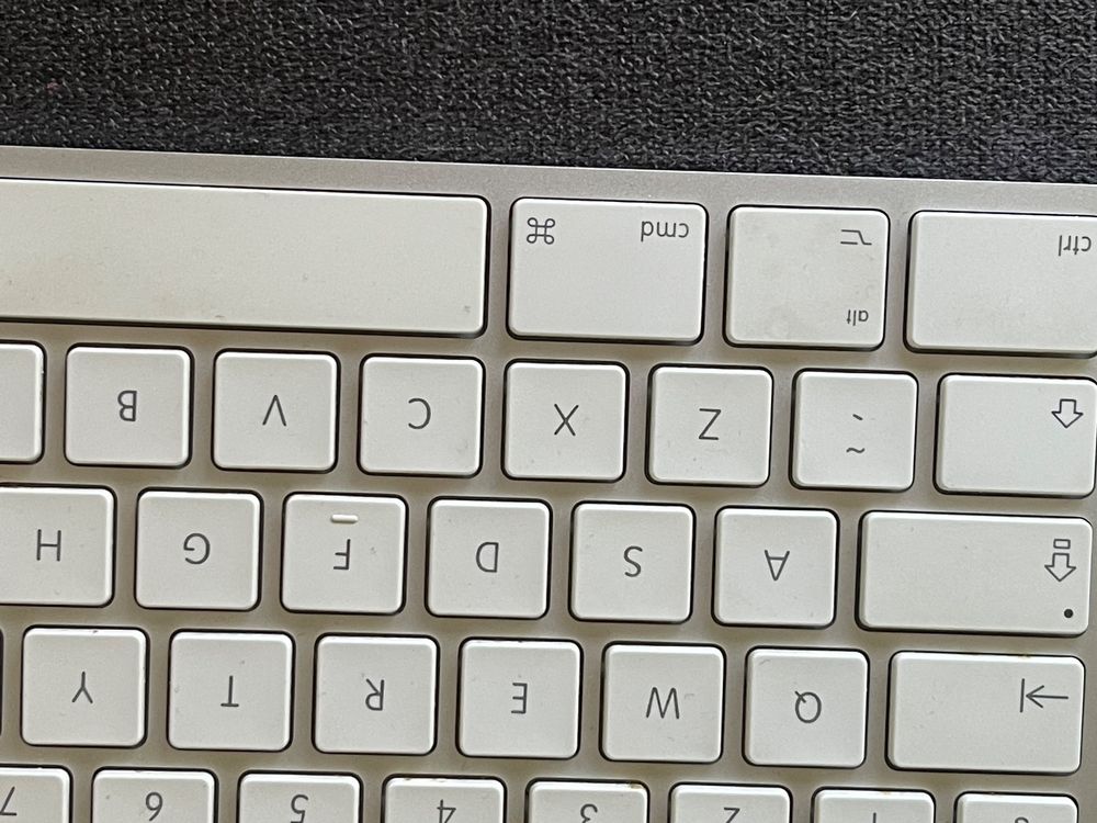 Apple-Tastatur – US-Layout – USB-A-Schnittstelle (Gebraucht) in Morges ...