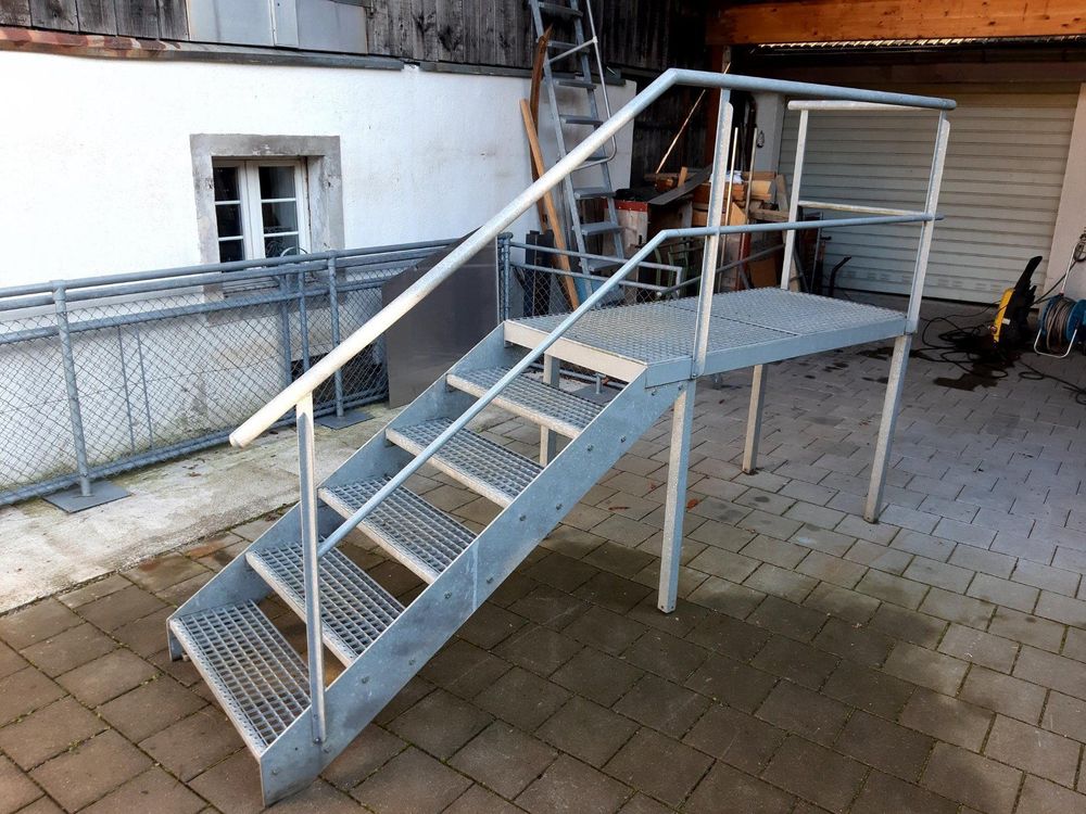 Ausentreppe Mit Podest Gebraucht