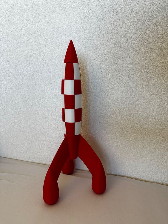Tintin et Milou Fusée 50 cm Rouge (Neu (gemäss Beschreibung)) in Zürich ...