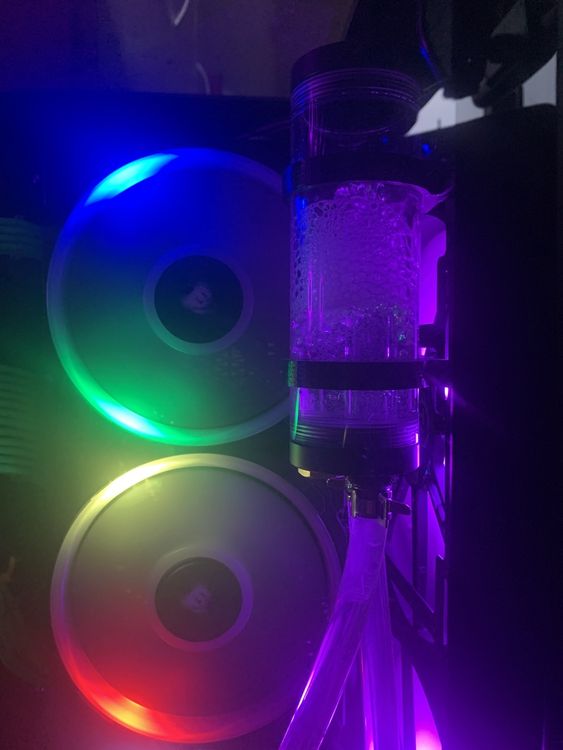 Custom Loop Gaming PC | Kaufen auf Ricardo