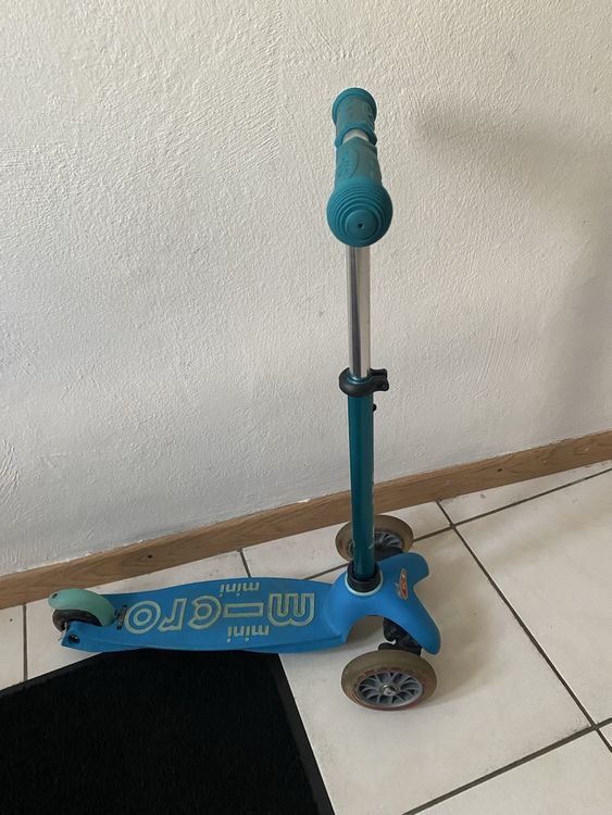 Trottinette micro + siège (Gebraucht) in Chamoson für CHF 29 – mit Lieferung auf Ricardo kaufen