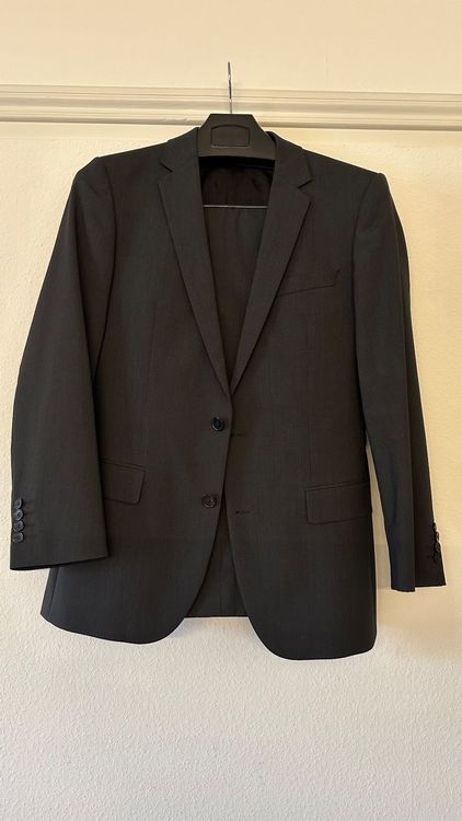 Hugo Boss Anzug (Gebraucht) in Zug für CHF 70 – mit Lieferung auf ...