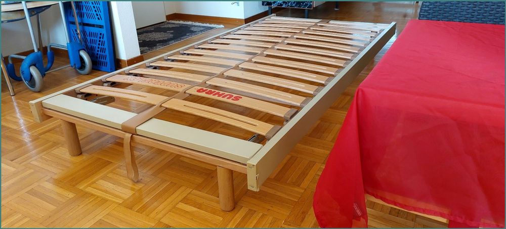 Bettgestelle 2 Stück SUHRA SUPERFLEX (Gebraucht) in für CHF 90 – nur ...