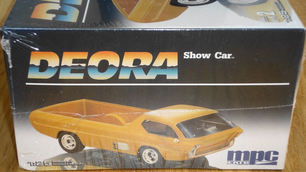 MPC NOSTALGIC SERIES DODGE DEORA SHOW CAR 1:25 (Neu und ...