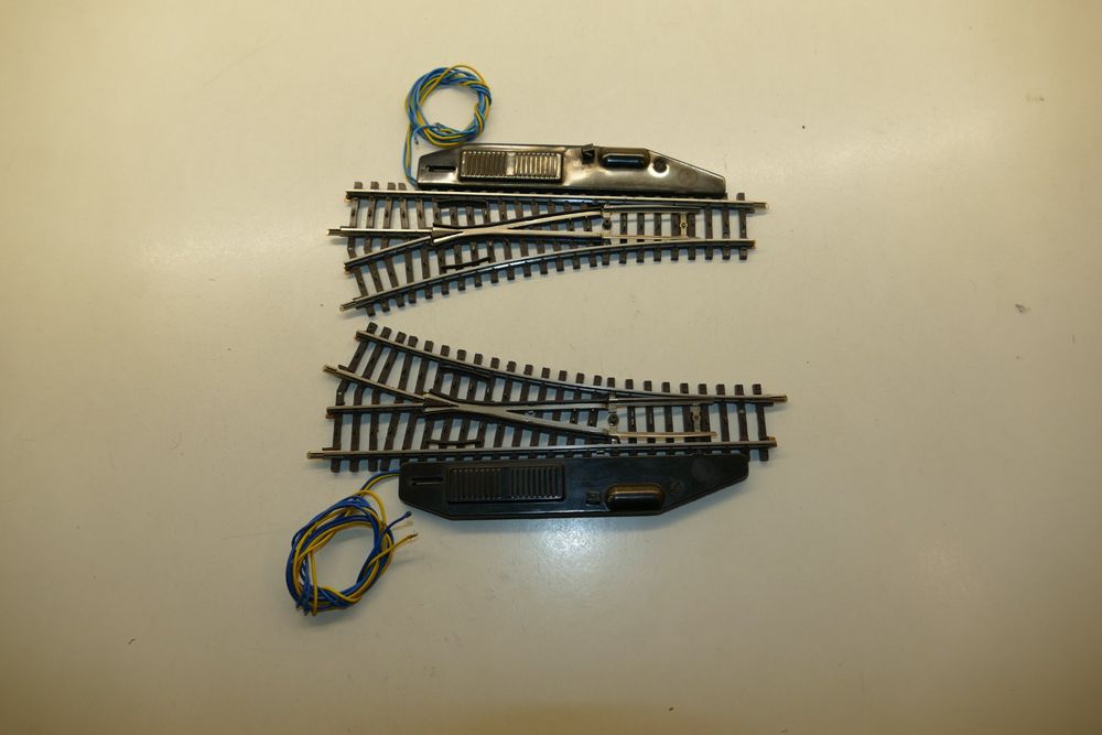 Märklin H0: K-Gleis Weichenpaar (K.Nr. 2261) Einheit 1 | Kaufen auf Ricardo