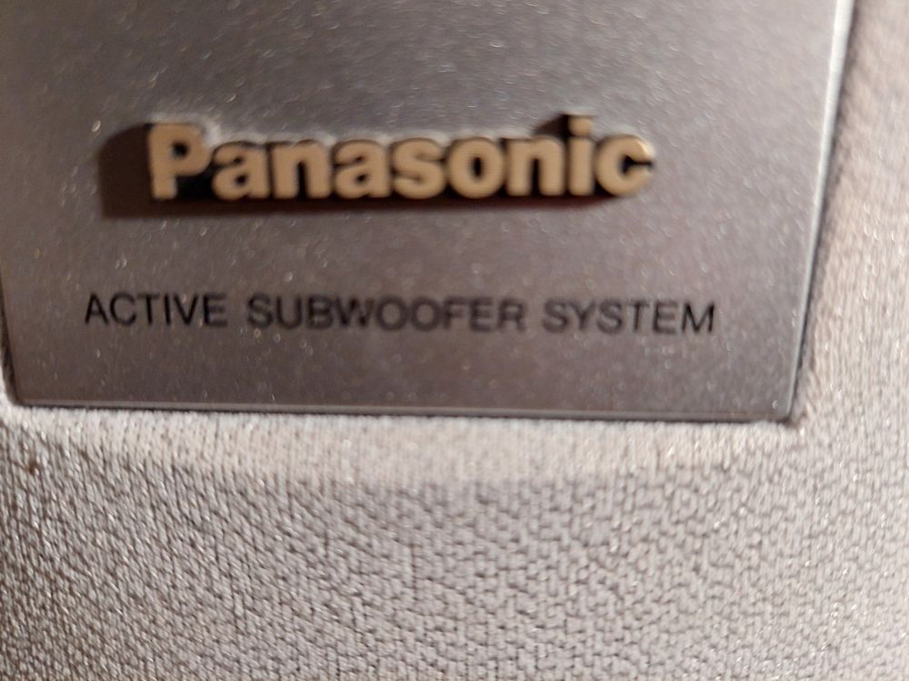 Panasonic Aktiver Subwoofer SB-WA50 | Kaufen auf Ricardo