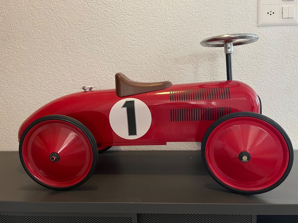 Roter Retroroller (Neu (gemäss Beschreibung)) in Dübendorf für CHF 40 ...