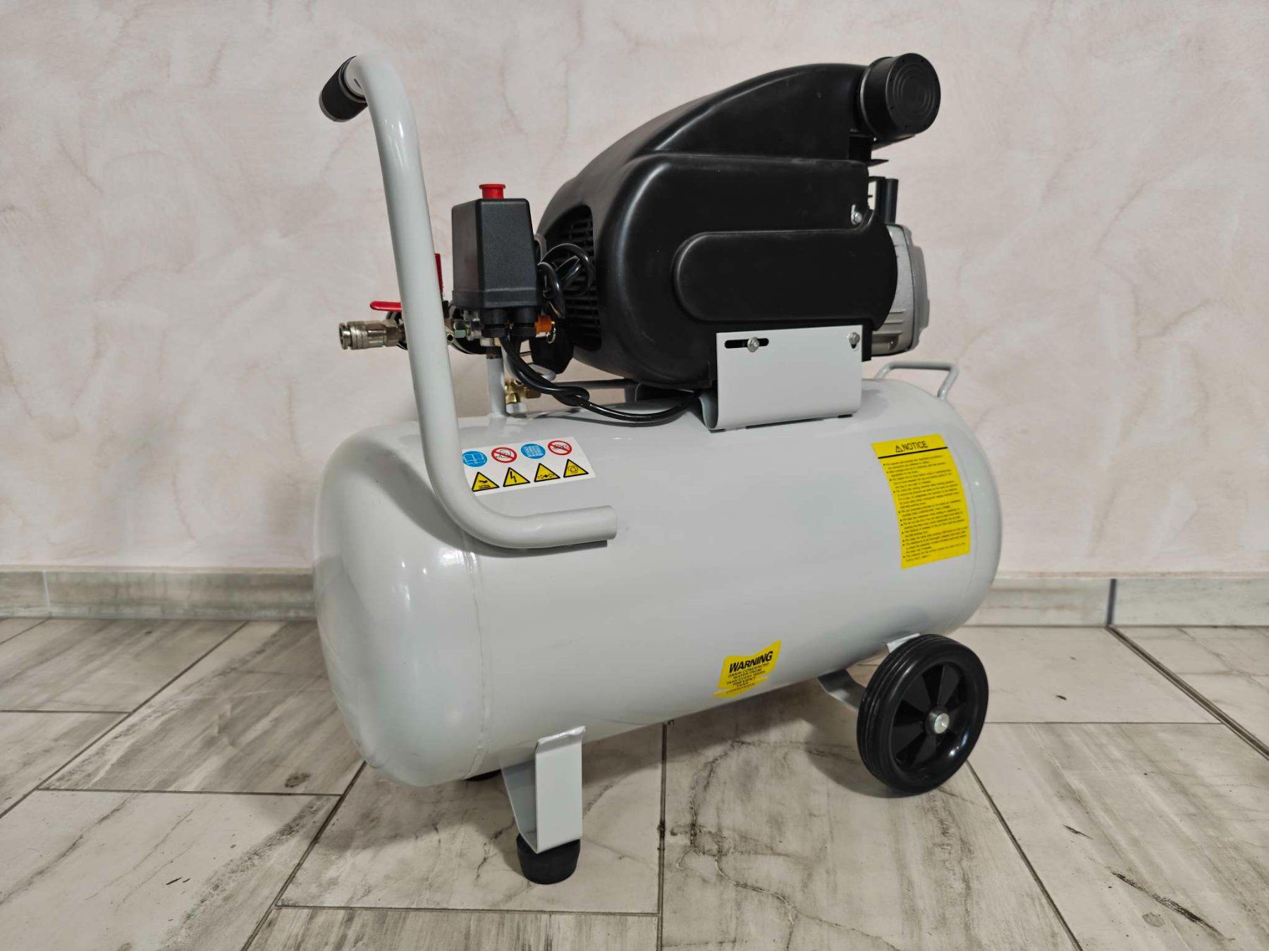 Druckluft Kompressor 50 L Druckluftkompressor 8 bar 1500 W (Gebraucht ...