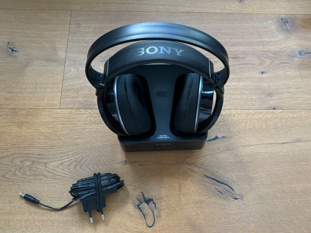 SONY RF Stereo Transmitter (Neu (gemäss Beschreibung)) in Hünenberg See ...