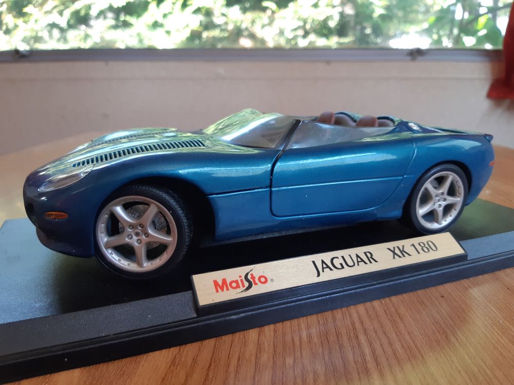 Jaguar XK 180/ 1998/ 1:18 | Kaufen auf Ricardo