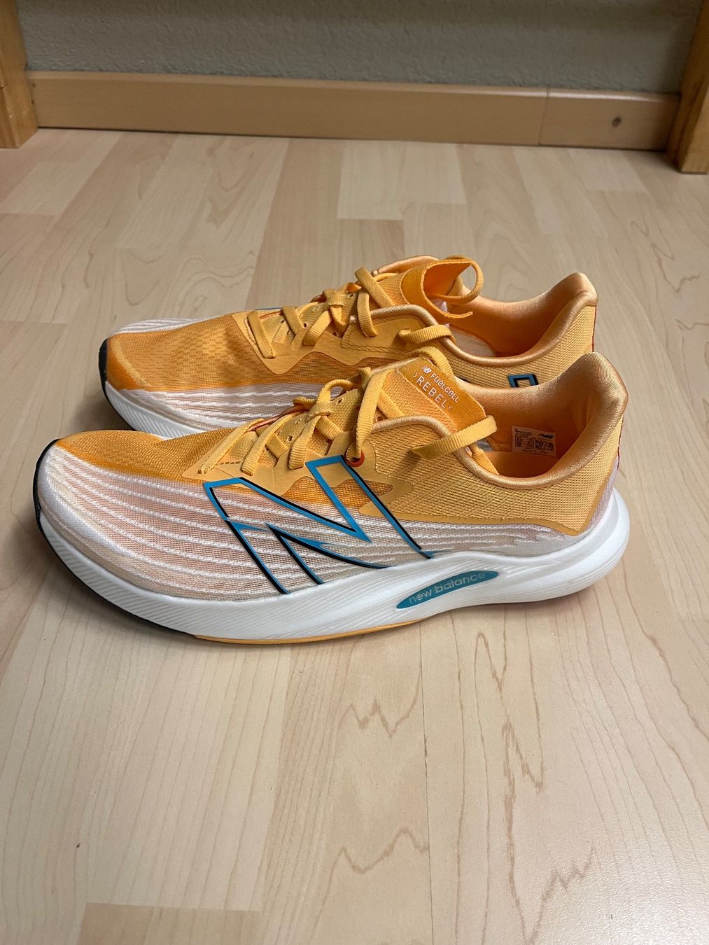 New Balance Fuel Cell Rebel V2 Gr. 44 (Neu (gemäss Beschreibung)) in ...