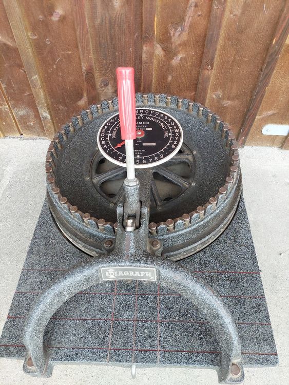 Diagraph USA Jumbo Schriftzeichen Stanze (Gebraucht) in Niederuzwil für ...