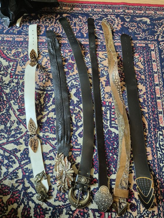 ausgefallene Gurte aus echtem Leder (Gebraucht) in Bertschikon Gossau ...
