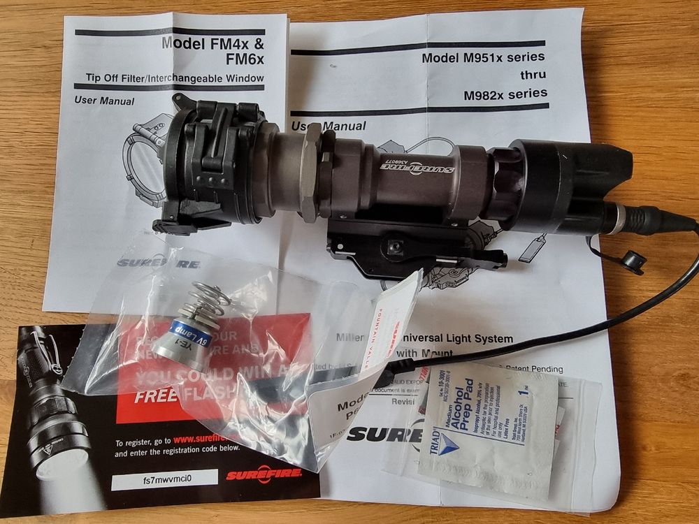 Surefire M951X Waffenlampe / Lampe mit Zubehör neuwertig | Kaufen auf ...